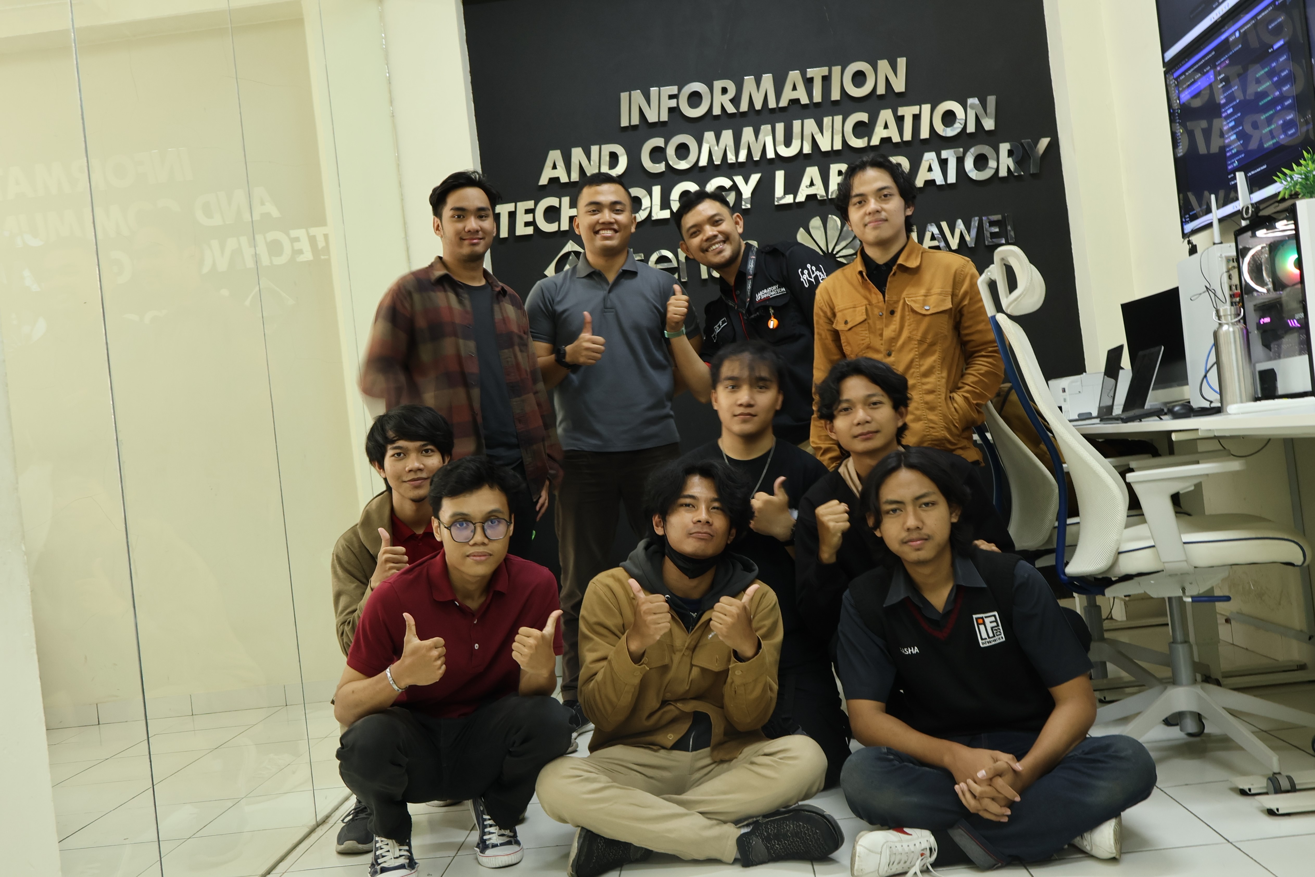 Afin Maulana / Portofolio